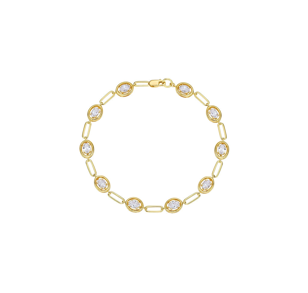 Lab Grown 2.46ct Oval Framed Diamond with chain bracelet–Smiling Rocks